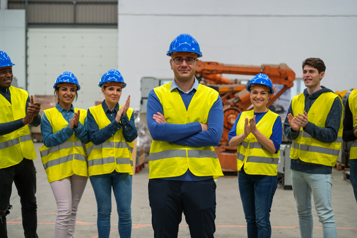 Growing Sectors for Blue-Collar Jobs in UAE in 2024